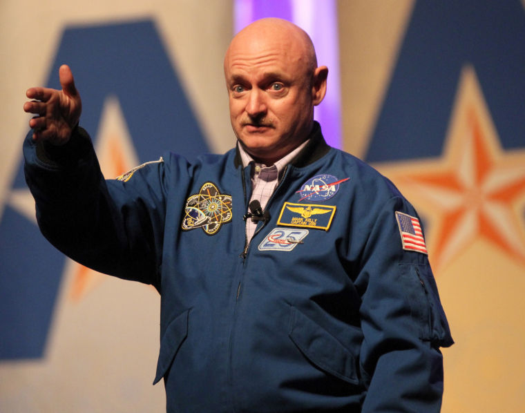 Mark Kelly soars at Maverick Speakers Series | Campus | theshorthorn.com