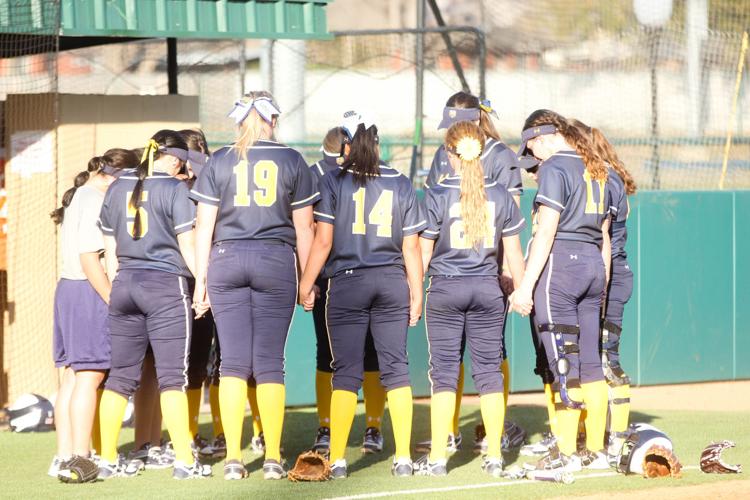 UTA clinches another victory | Gallery | theshorthorn.com