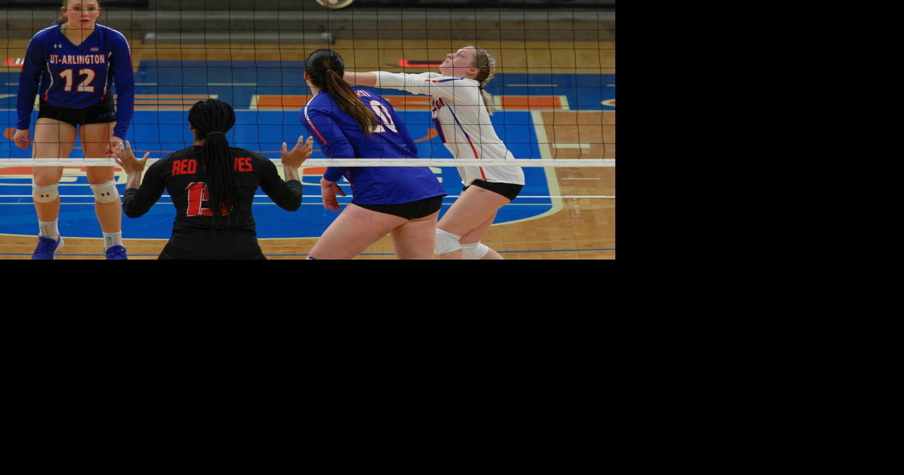 Volleyball team wins first conference game in its return to the WAC ...