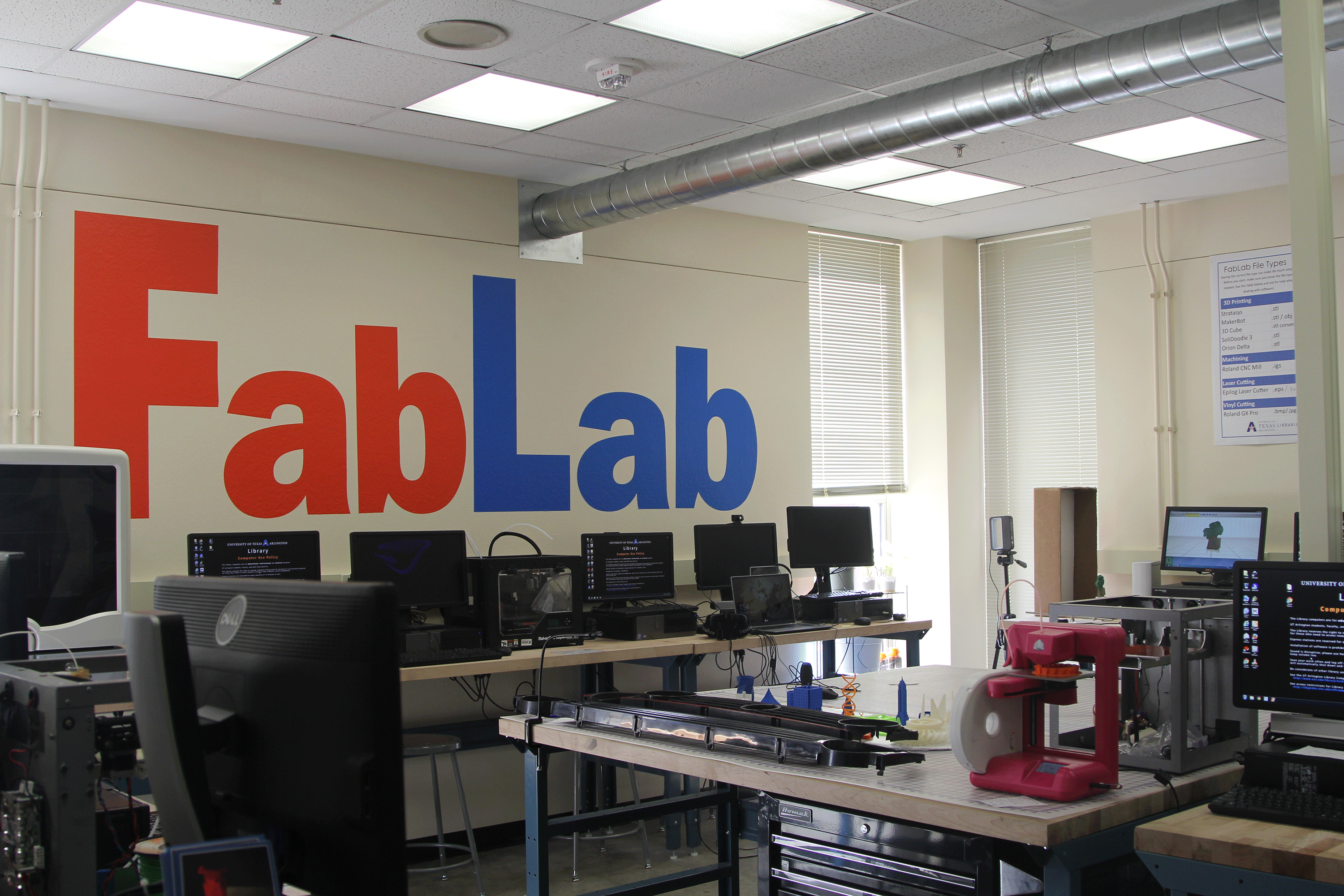 FabLab makes virtual reality available | News | theshorthorn.com