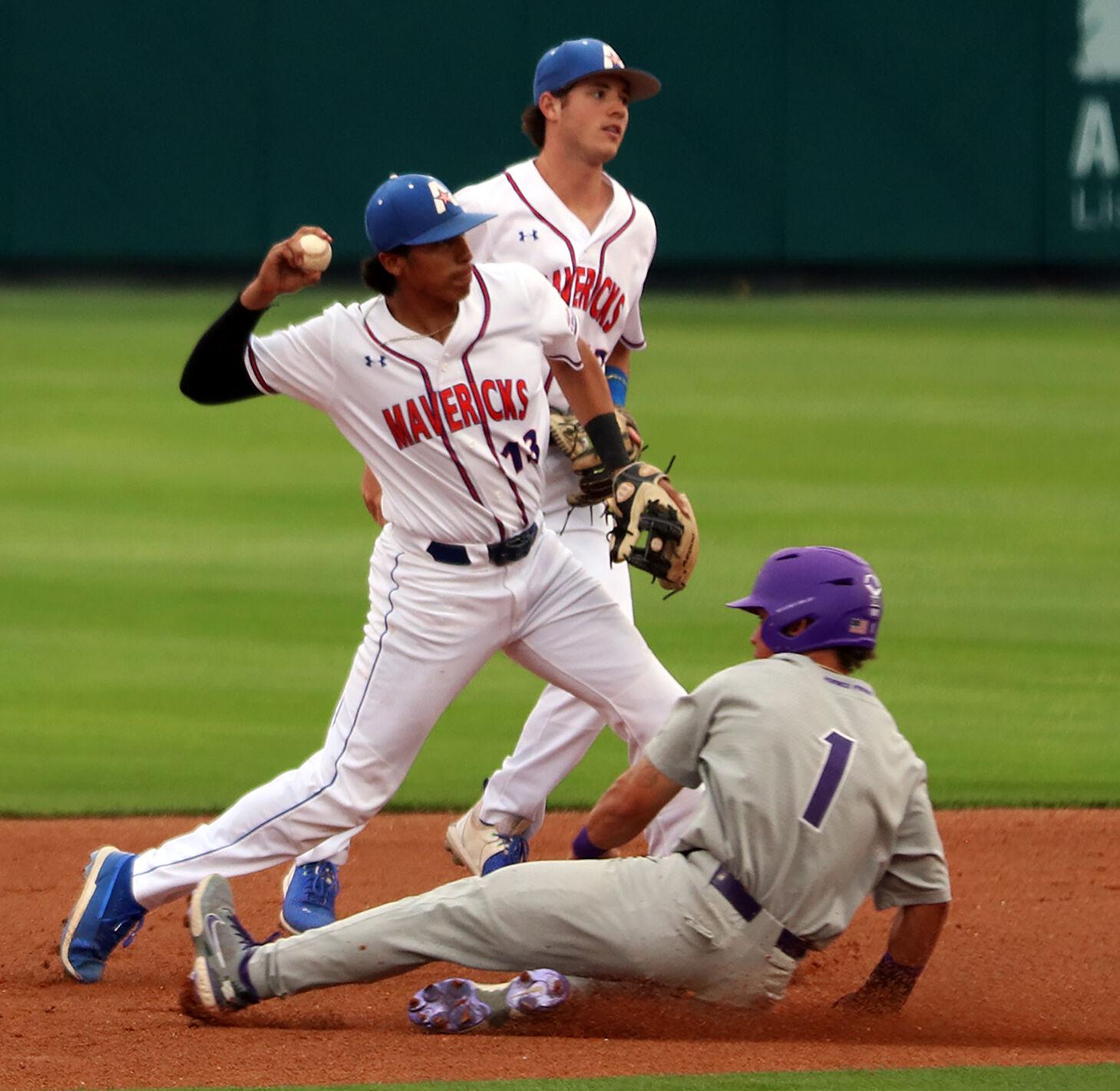 UTA baseball flounders in 8-3 loss to TCU | Sports | theshorthorn.com