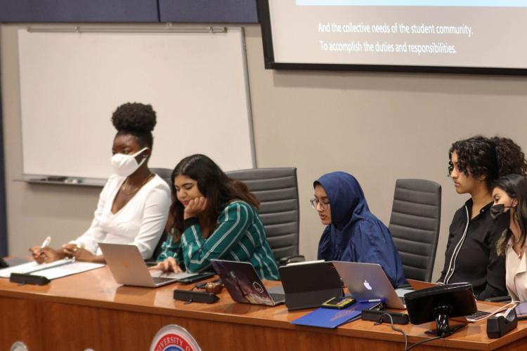 Student Senate swears in 3 senators, introduces new resolution | News ...