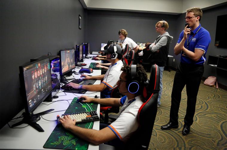 UT Arlington Esports varsity team competes in inaugural Battle4Texas ...