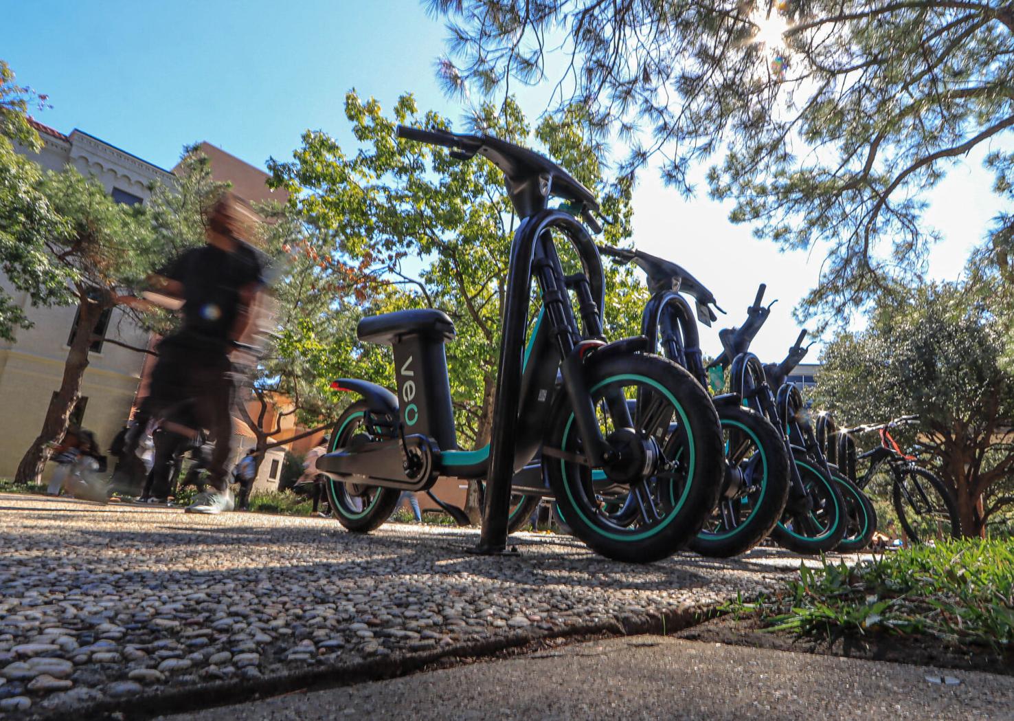 UTA brings Veo electric scooters, bikes to campus | News | theshorthorn.com
