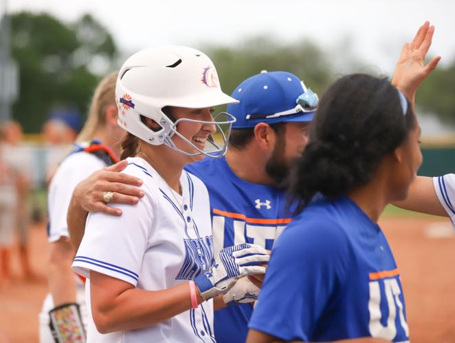 UTA softball falls short to No. 11 UT-Austin | Sports | theshorthorn.com