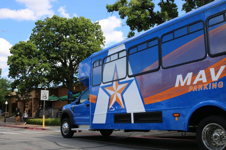 UTA updates Mav Mover shuttle bus fleet | News | theshorthorn.com