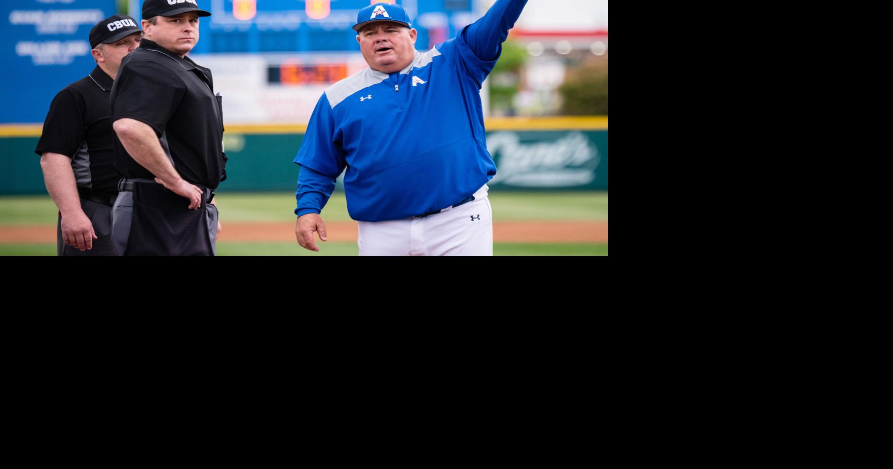 Baseball head coach Darin Thomas announces resignation after 22 seasons ...