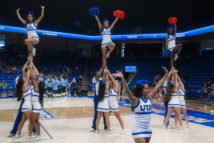 UTA volleyball sweeps Tarleton State University with 3-0 victory ...