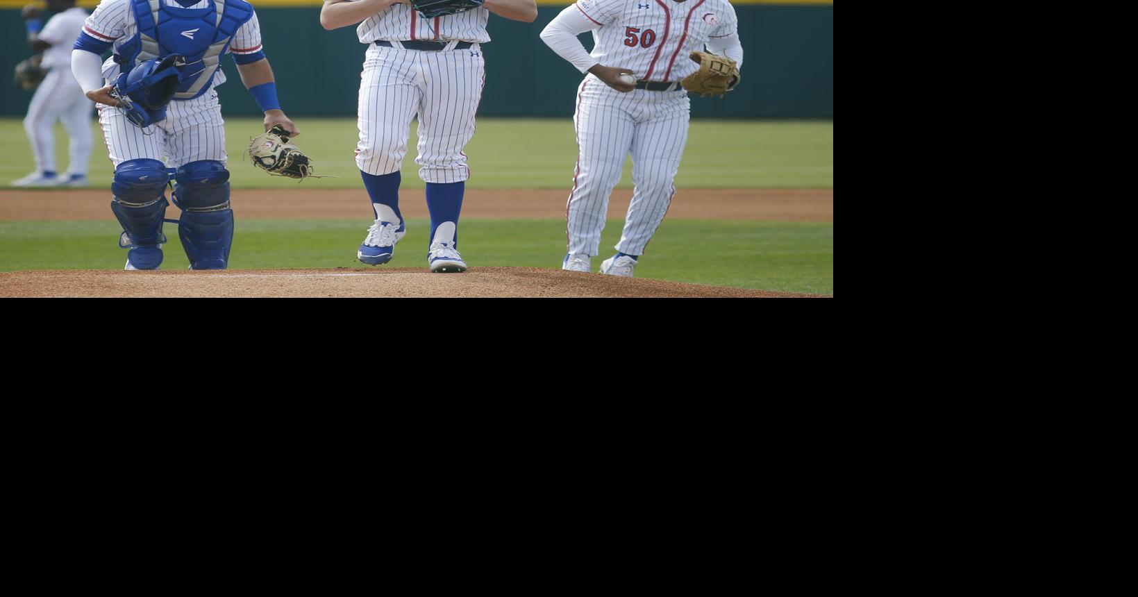 Photos: UTA baseball faces two defeats, one win in season opener ...