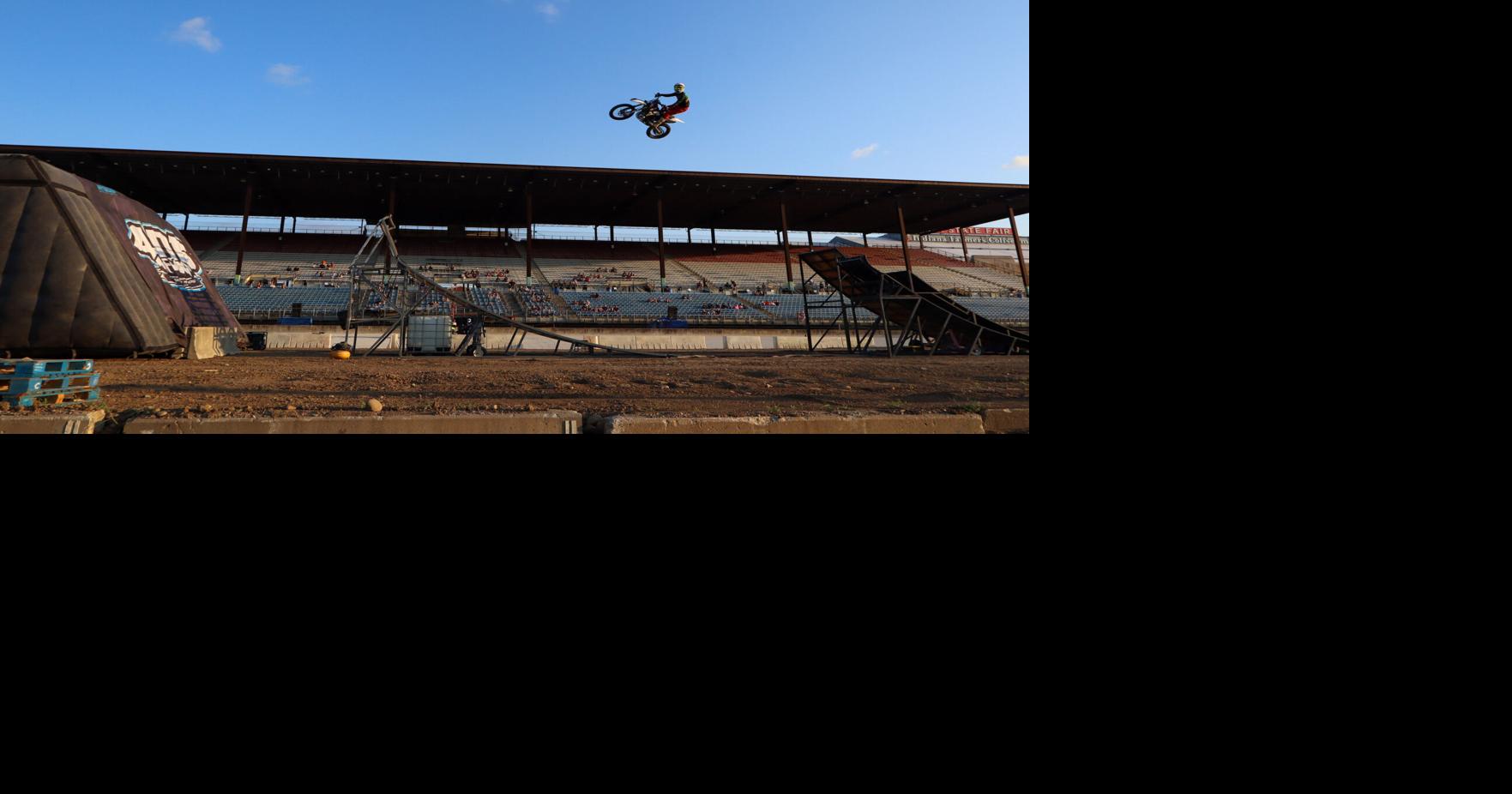 Video: The Indiana State Fair flipped for these motocross stunt riders ...