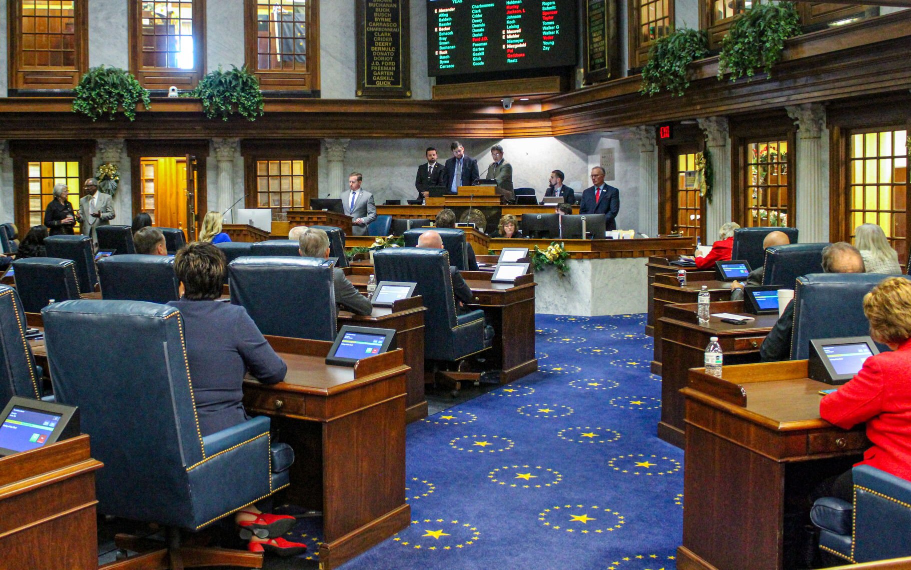 Mid-cycle redistricting bill now heads for its second reading in the ...