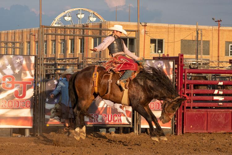 State fair rodeo riders live every kid's cowboy dreams | Features ...
