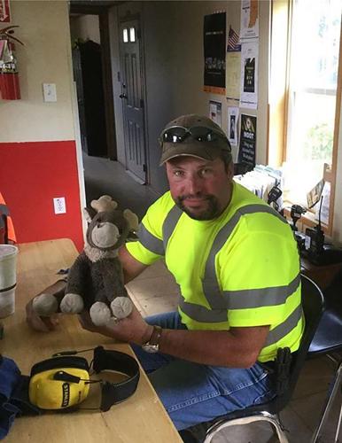 INDOT employees reunite moose and boy | Politics | thestatehousefile.com