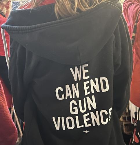 Moms and students demand action on gun violence at Statehouse gathering ...