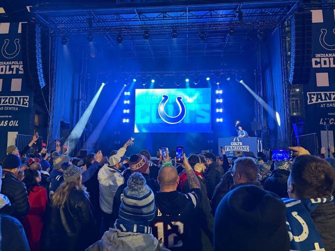 Football without borders: The Colts take on Berlin to the delight of ...