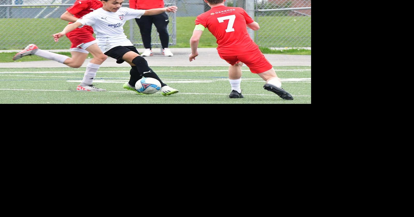 Lakeshore shuts down Pointe Claire in LDP U14 play | Sports | thesuburban.com