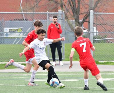 Lakeshore shuts down Pointe Claire in LDP U14 play | Sports ...