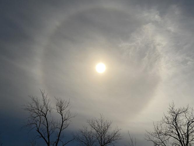 Final thoughts on the eclipse - wet end to the week for Montreal ...