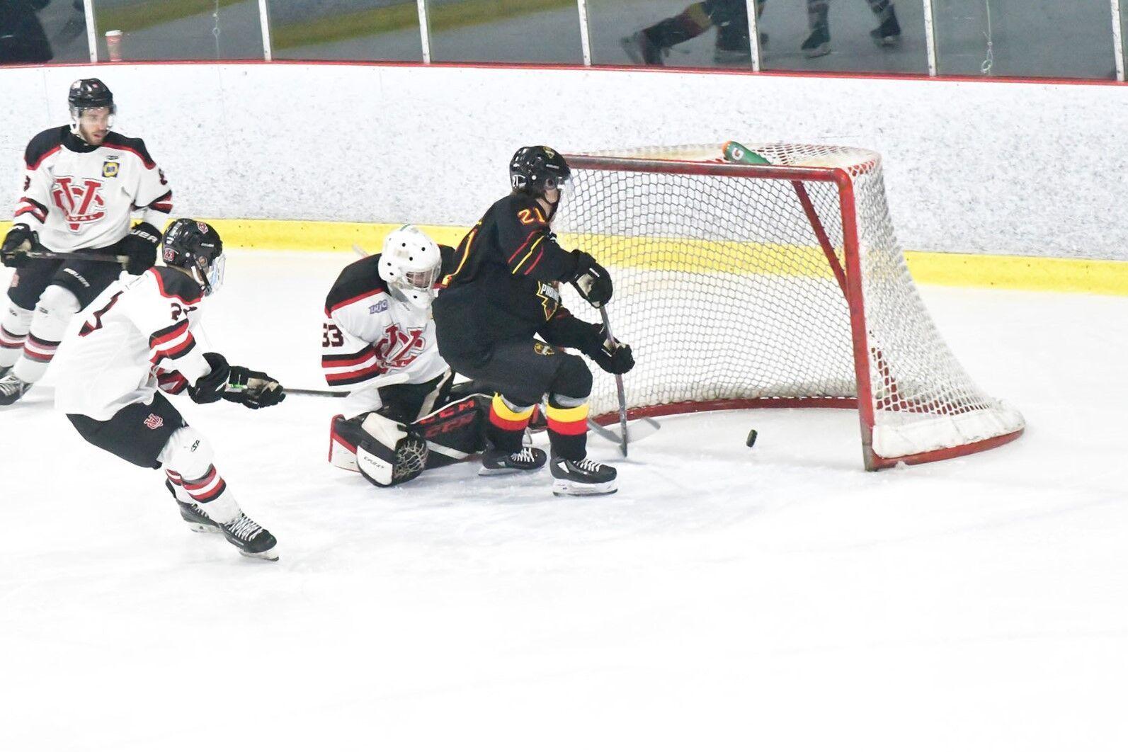 Laval holds off Phoenix for 6-4 win | Sports | thesuburban.com