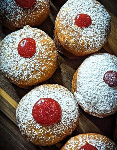 The Suburban recipe blogger makes cooking “elevated” dishes easy and ...