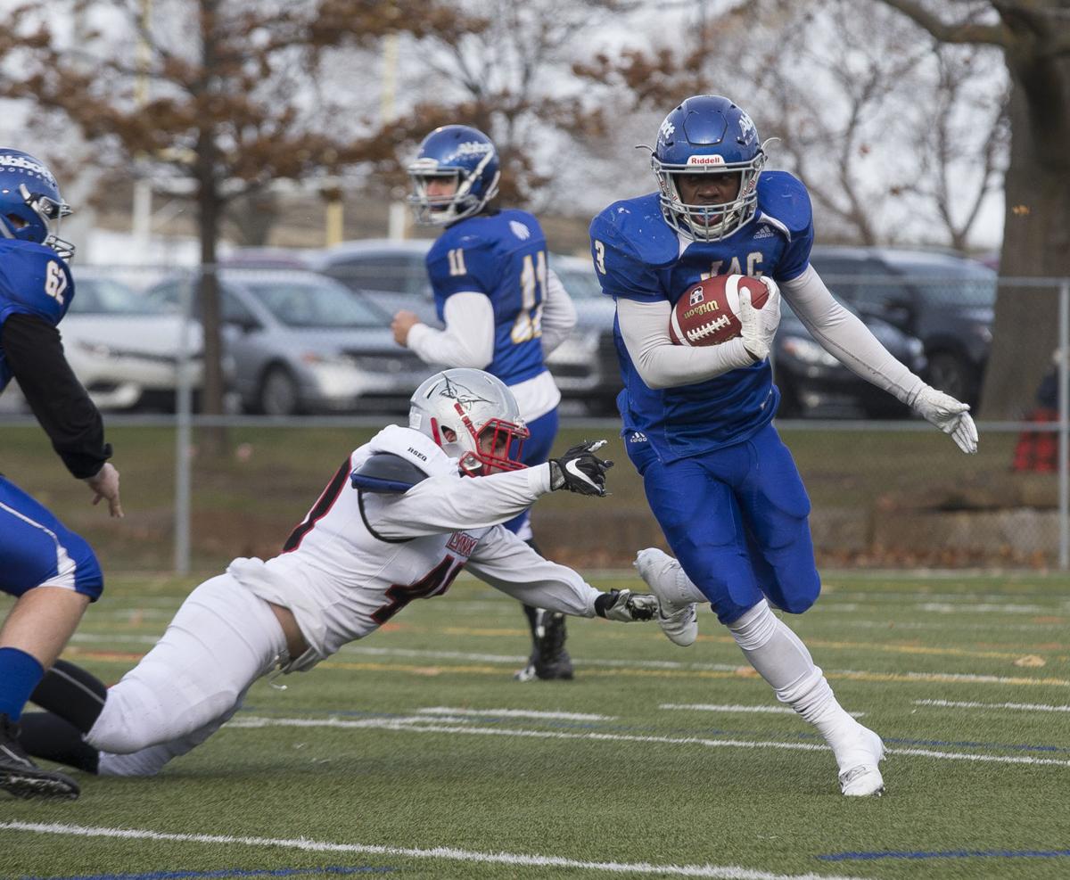 Abbott football returns to the Bol D’Or | Sports | thesuburban.com