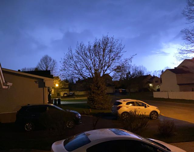 Mother Nature puts on an early morning light show across southern ...