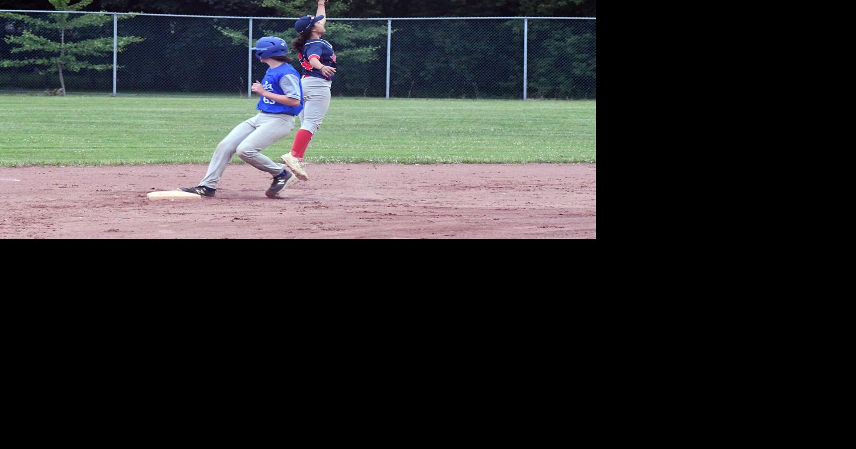 Royals reap late game runs for win over Lakeshore | Sports | thesuburban.com