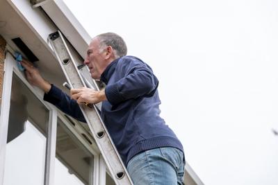 Ladder safety starts at home | Home & Garden | thesuburban.com