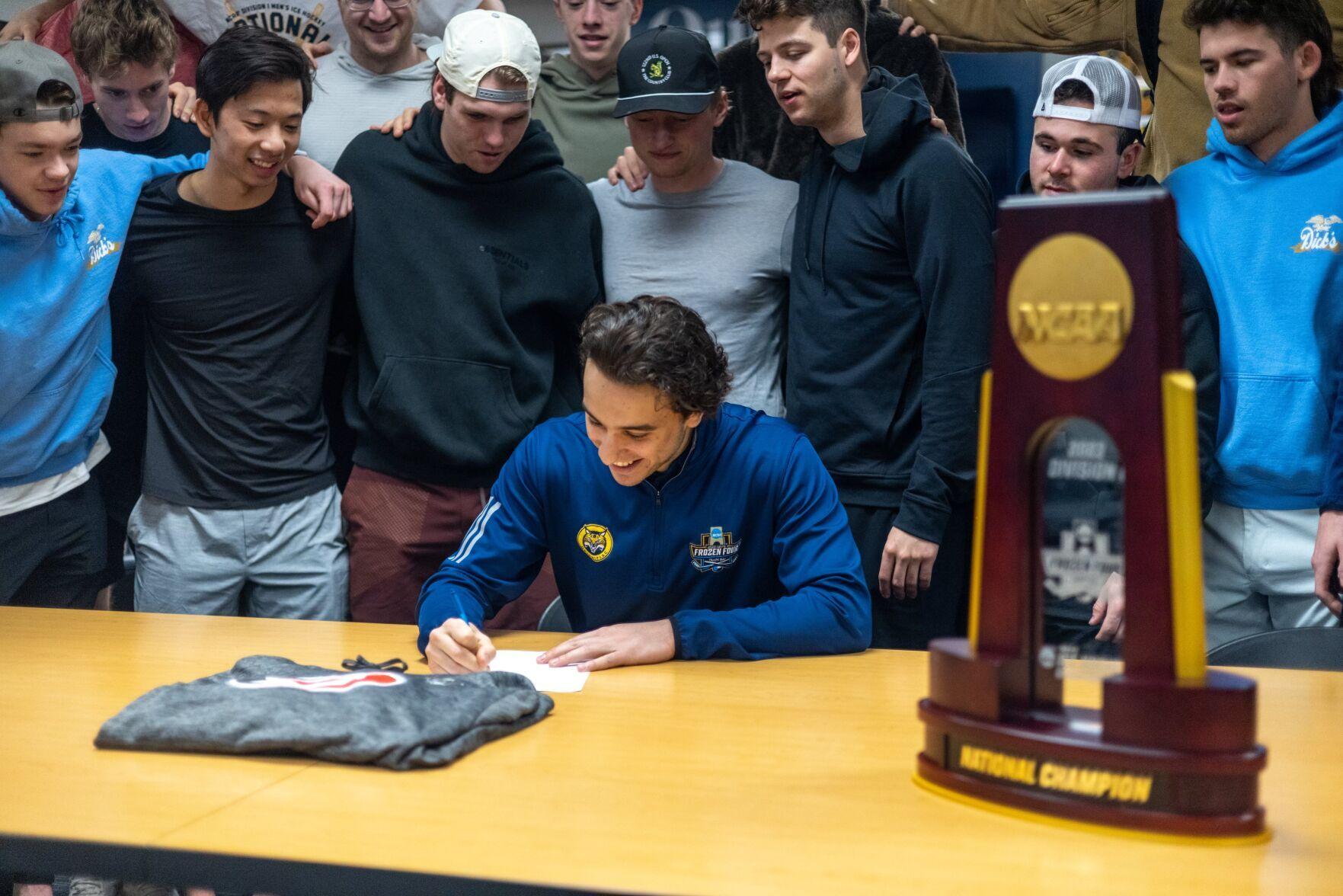 Dollard’s Yaniv Perets signs with Carolina Hurricanes | Sports ...