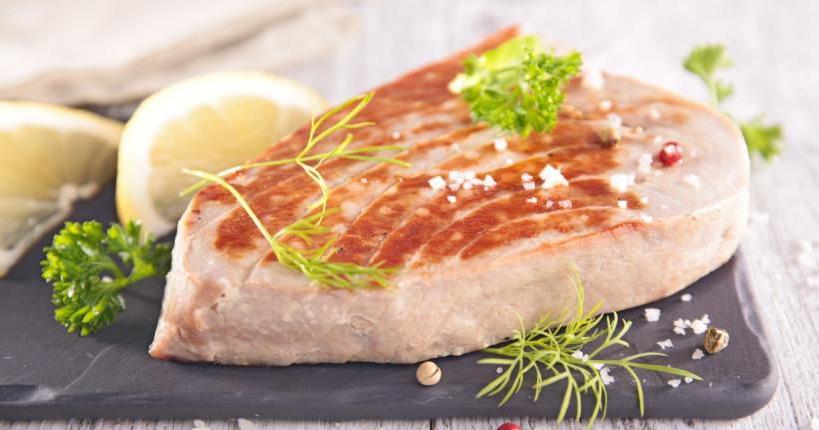 Healthy Living With TAU: BBQ or pan-seared ahi tuna with pineapple ...