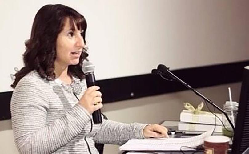 Sassy Psychologist dishes it like she sees it: Suburban blogger Anna ...