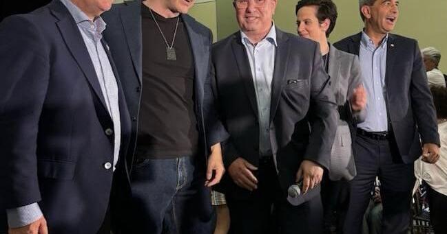 Poilievre presents Neil Oberman as Mount Royal candidate in major rally ...