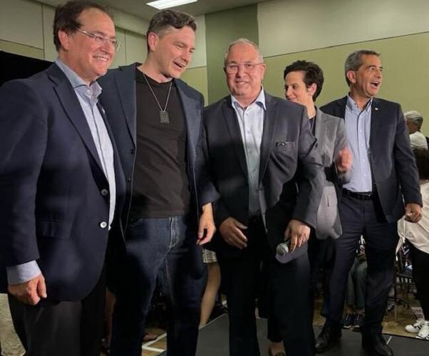 Poilievre presents Neil Oberman as Mount Royal candidate in major rally ...