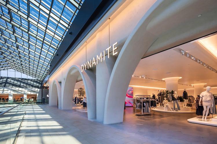 Céragrès: Royalmount’s design cornerstone | Fyi | thesuburban.com