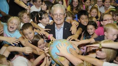 The Hon. Marc Garneau is gone | News | thesuburban.com