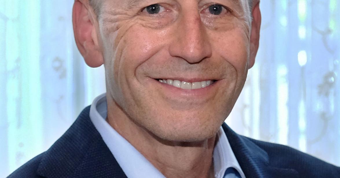 Free lecture on orthopedics to feature two prominent surgeons | Mike ...