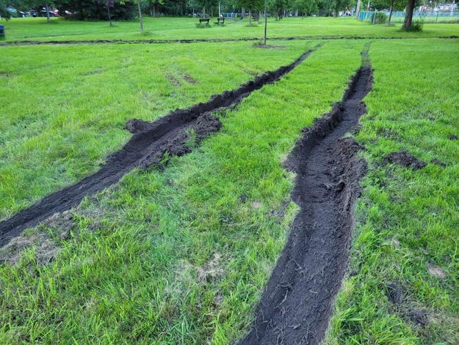 CDN/NDG trucks and parks; stuck in a rut? | City News | thesuburban.com