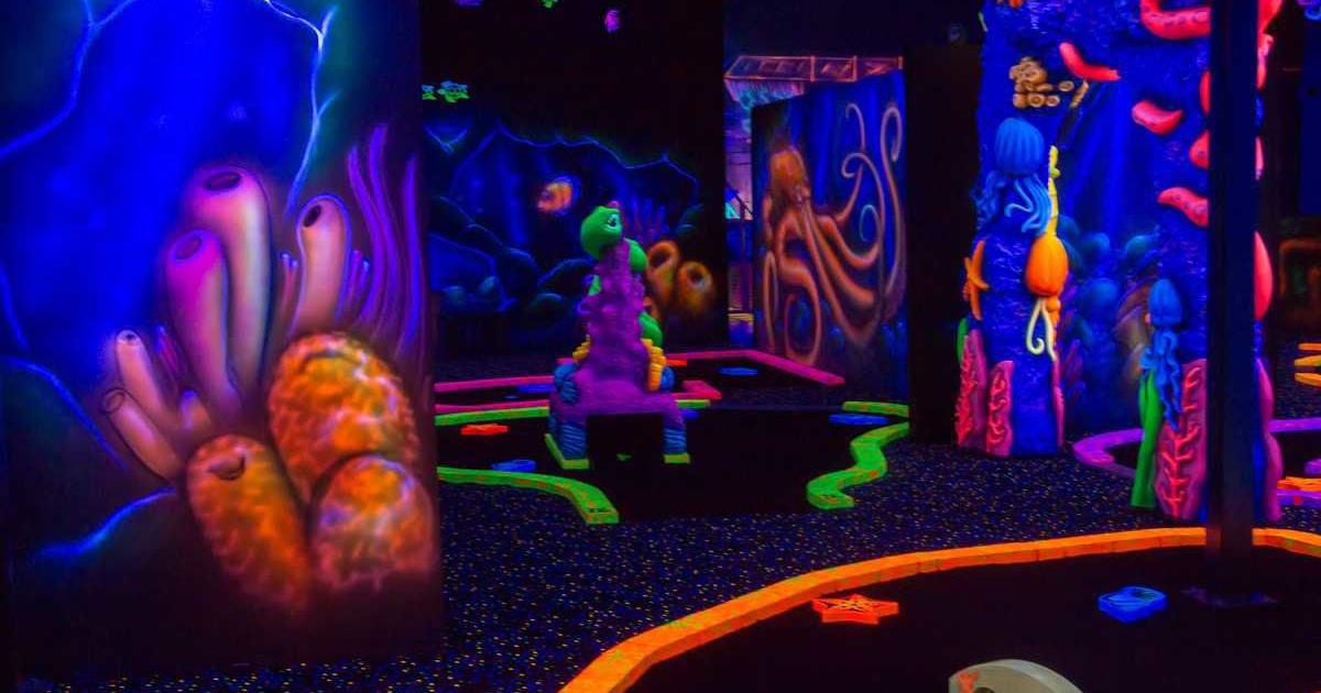 Zone 15 Laval: The Glow in the Dark Recreational Center | Laval News ...