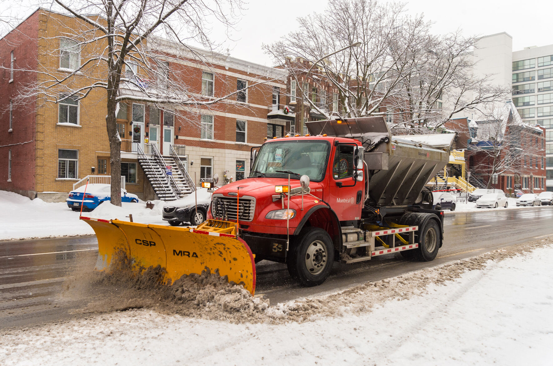 First snow and freezing rain of the season for Montreal | Suburban ...