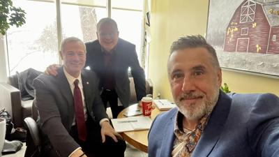 Three West Island mayors meet in informal 'summit' | West Island News ...