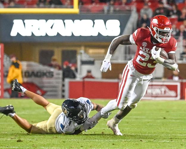 Hogs take easy win as KJ sets records | Sports | thesuntimes.com