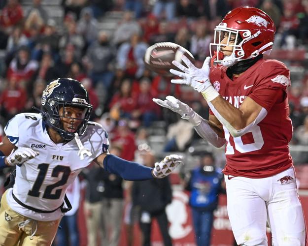Hogs take easy win as KJ sets records | Sports | thesuntimes.com