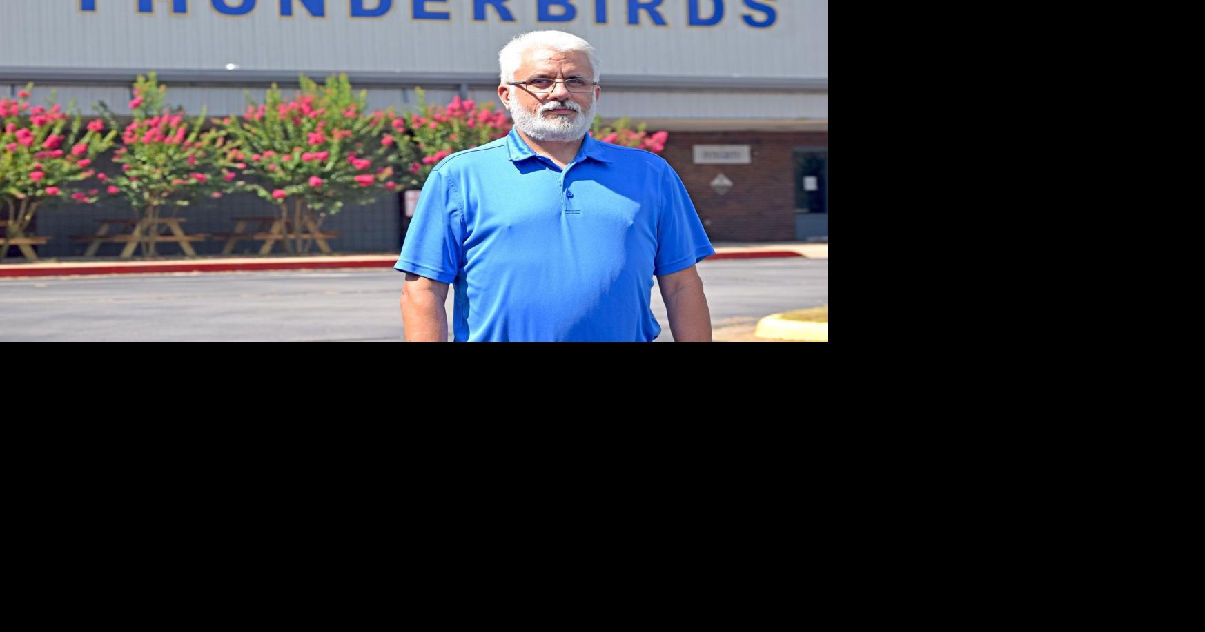 Guy-Perkins welcomes new high school principal | | thesuntimes.com