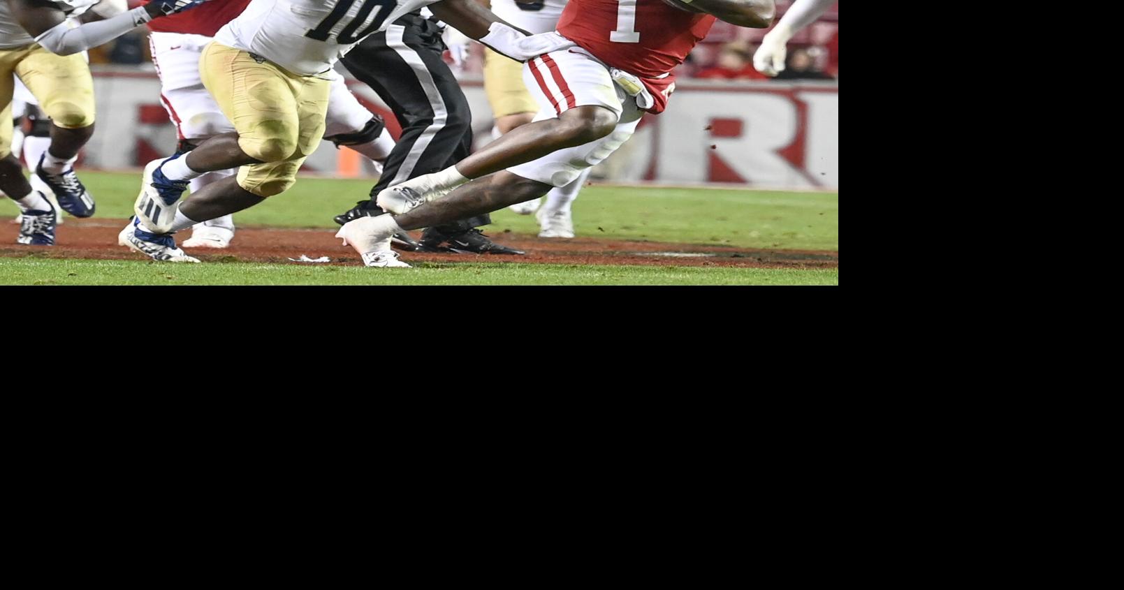 Hogs take easy win as KJ sets records | Sports | thesuntimes.com