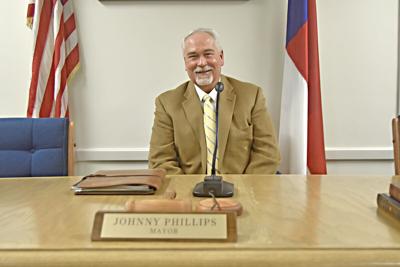 ‘Old-time locals’ get a voice in Phillips | Top Stories ...