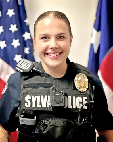 Sylva Police Department adds 2 new officers | News | thesylvaherald.com