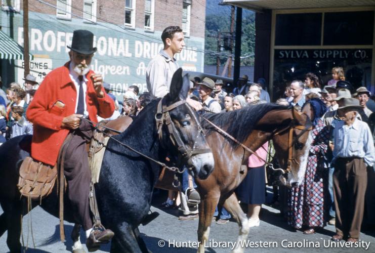 Color centennial photos | Photo Galleries | thesylvaherald.com