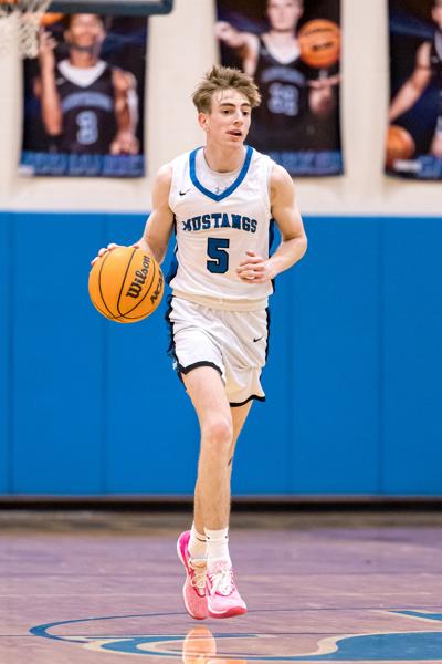 East’s Eagles down Mustangs to clinch tie for MSC crown | Smoky ...