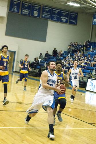 N. Henderson slips past SM as Nelson scores 27 | Smoky Mountain ...