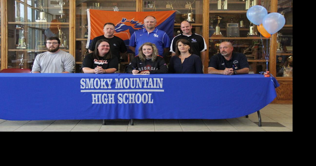 Katie Fortner signs to play softball at Georgia Highlands | Smoky ...